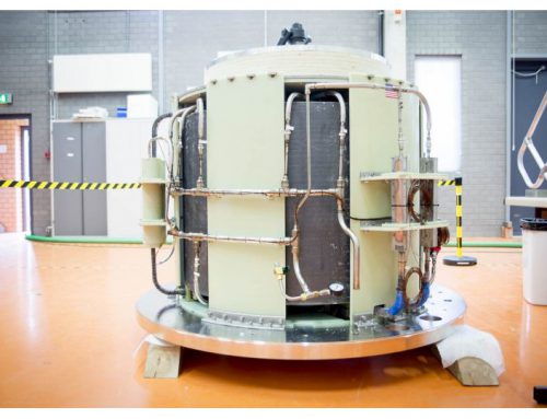 A BREAKTHROUGH FOR EXTREME CONDITIONS: COMBINED HIGH PRESSURE AND ...